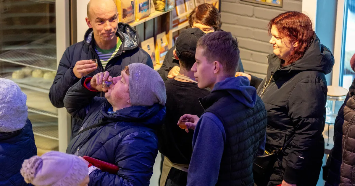 Samliku Pekker lõi käed lihameistritega