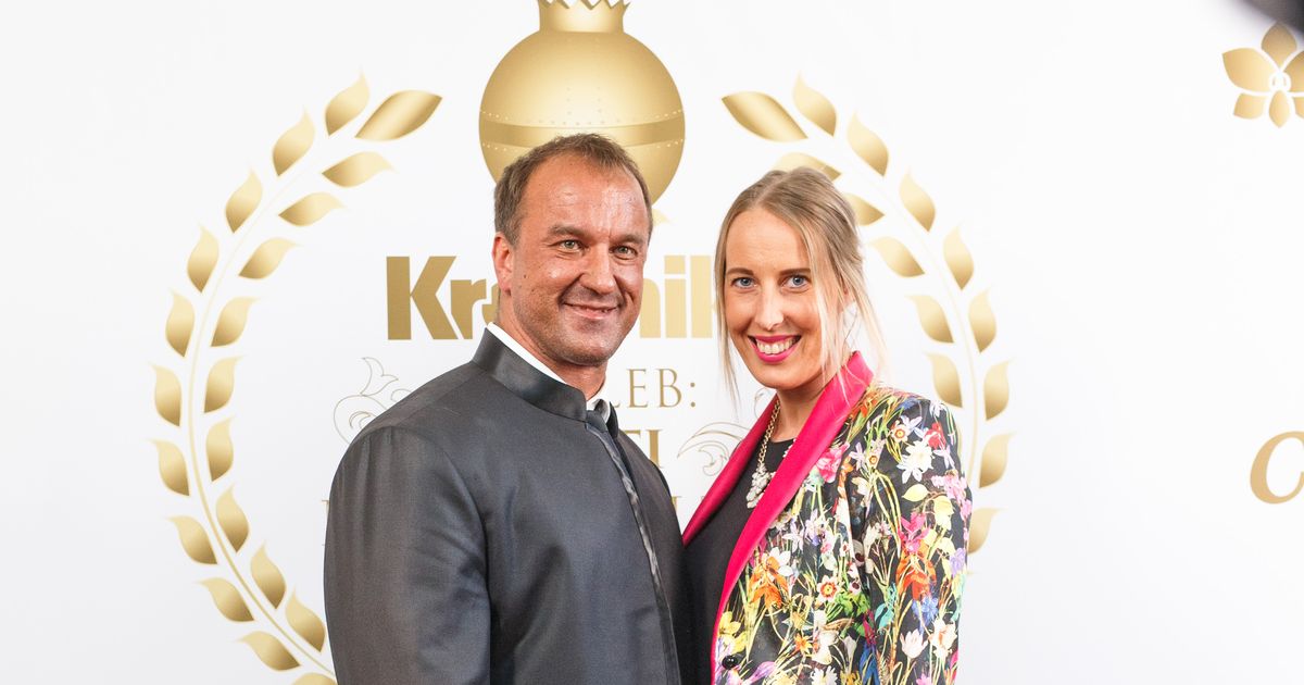 Lõpuks! Kulturist Argo Ader sõuab oma kihlatuga abieluranda