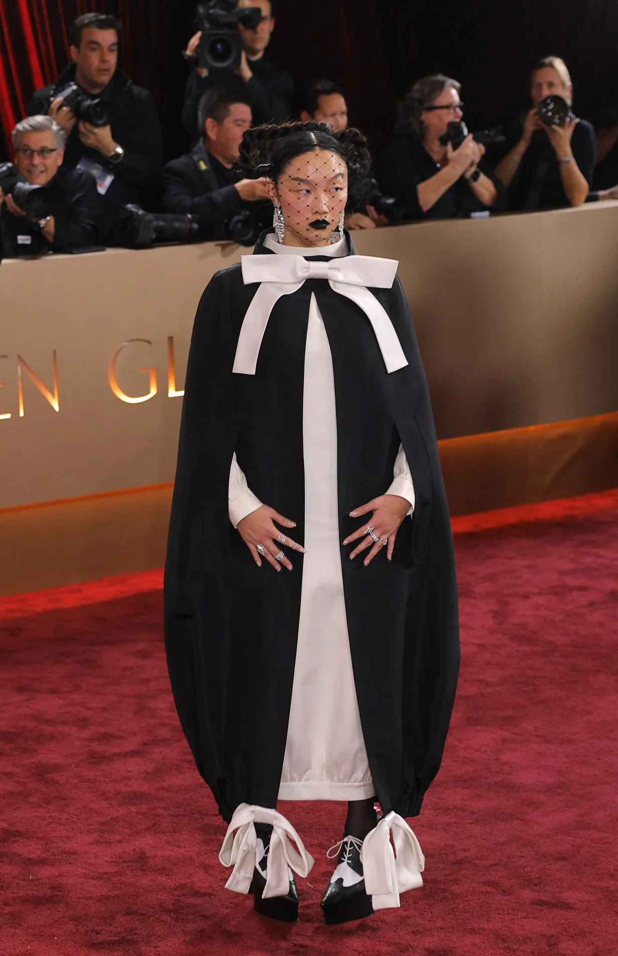 "ZELTA GLOBUSS 2026" Neveiksmīgākās sarkanā paklāja kleitas